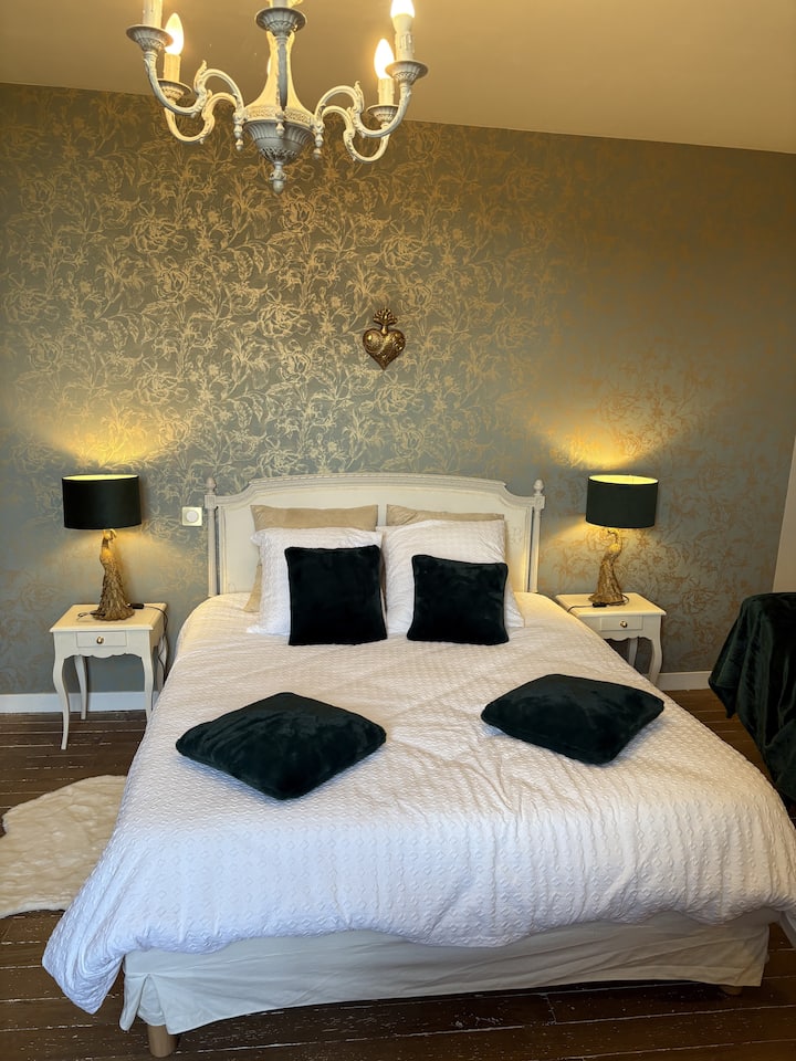 Chambre D'hôte De Charme "Les Paons" - Melle, France