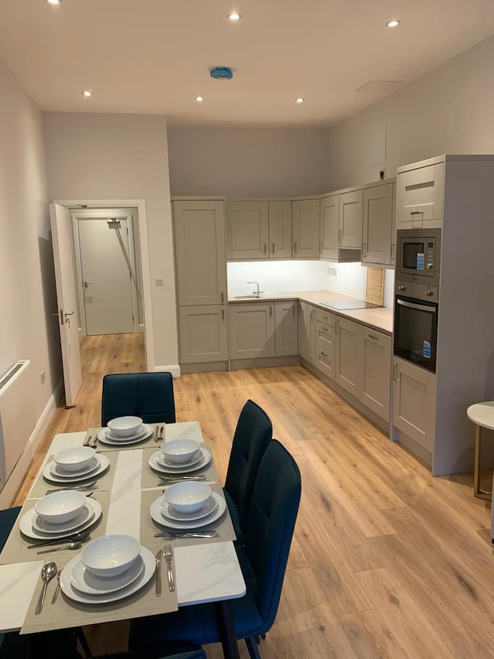 Modern Comfort In Dublin’s Heart Apartment C - Dún Laoghaire