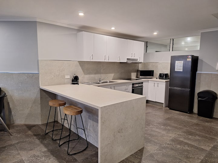 Nautilos On The Harbour : 3 Bedroom In Newcastle - ニューカッスル