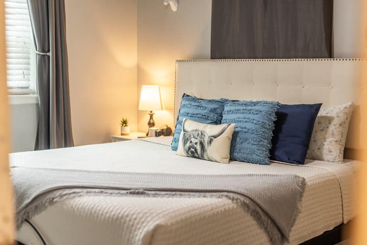 Work Space/king/patio/near Airport/close To I-35 - Newcastle Casino