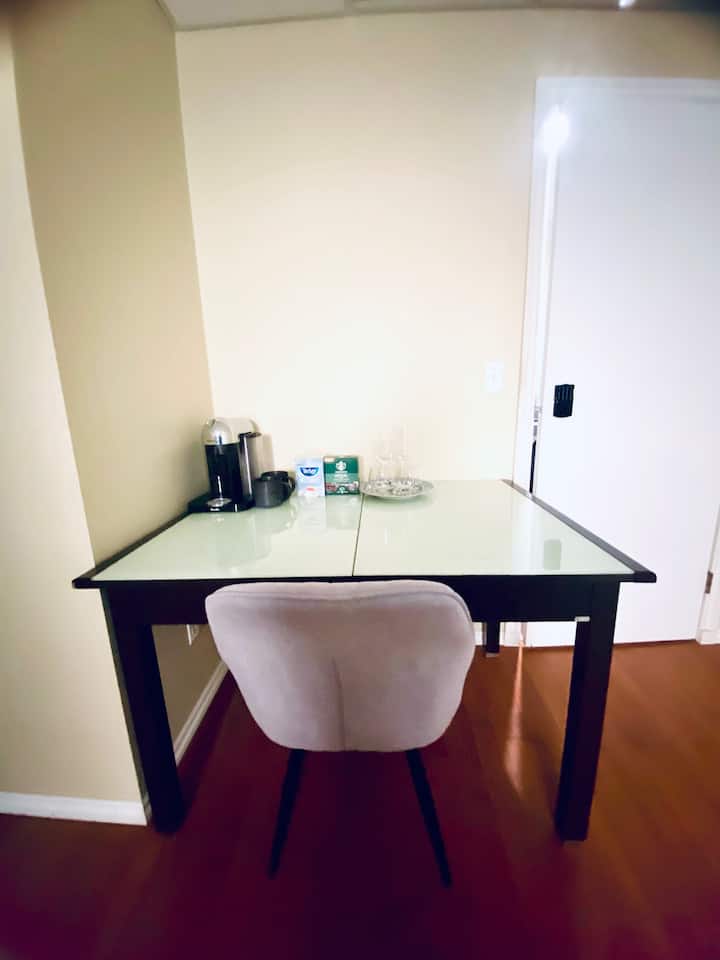 Pet Friendly/beach Splash/ Lcl - Kelowna