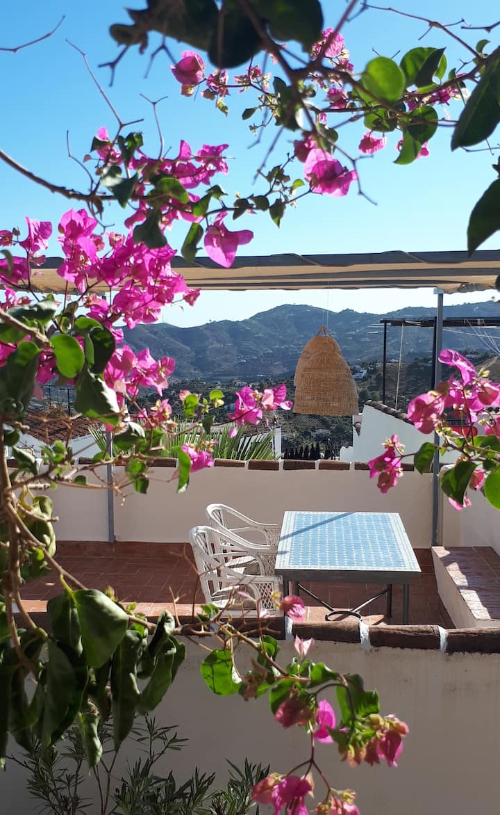 Monasteria, House With A Garden In Historical Part - Frigiliana