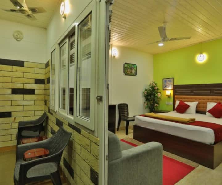 3 Rooms In Hamlet Heaven - Palai