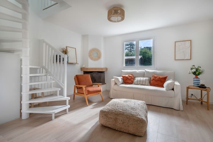Petite Maison Avec Jardin à 2 Pas De La Plage - Pornic