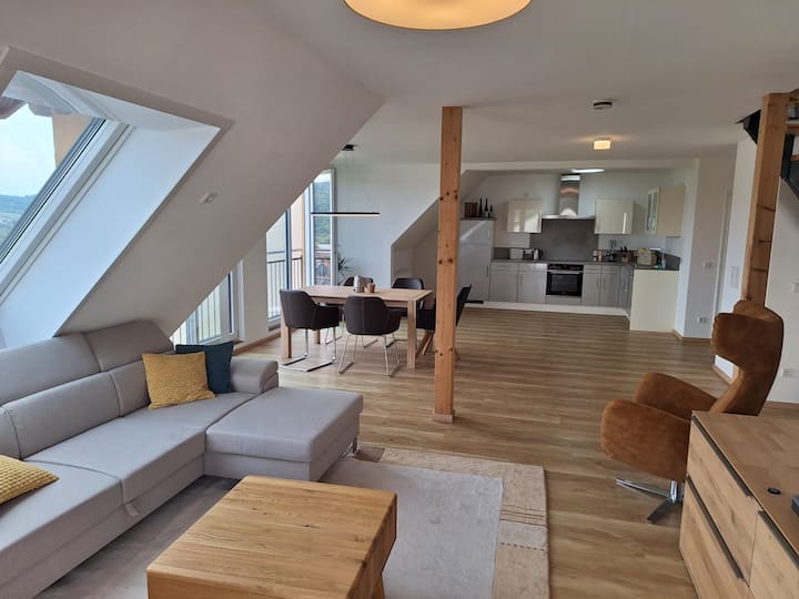 Beste Lage Und Tolle Aussicht - Aschaffenburg