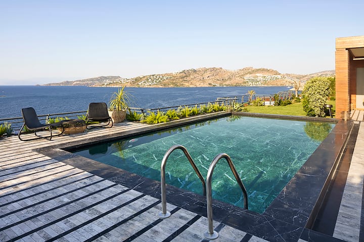 Yalıkavak'ta Deniz Manzaralı 9 Kişilik Lüks Villa - Yalıkavak