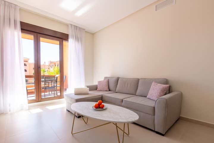 Serene Escape Near The Sea - Pool &Private Parking - Los Alcázares