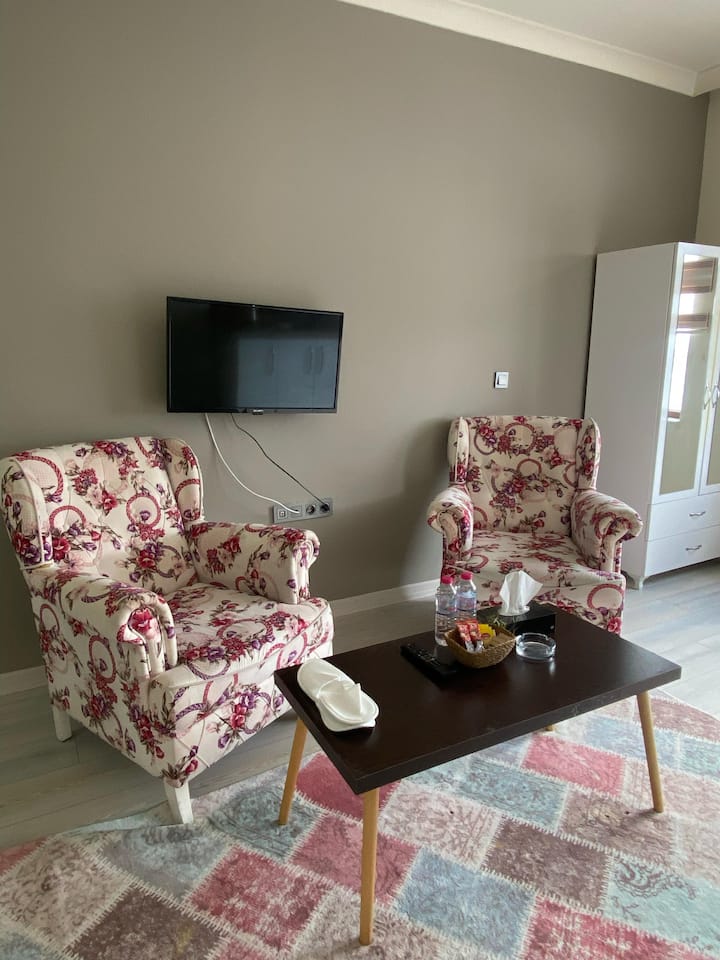 Alacaatlı Suit-günlük Kiralık - Koru