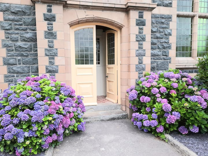 Unique Chapel |3bedrooms| Sleeps 6| Near Aberdovey - Centre for Alternative Technology