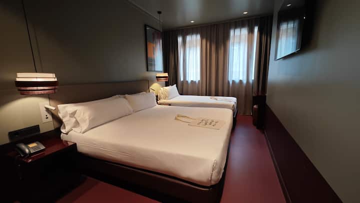 Triple Room | Chic&basic Reding - Barcelona
