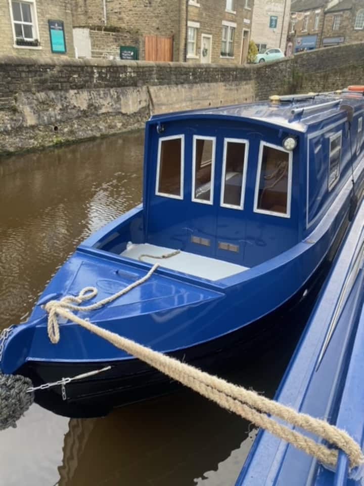 Cosy Narrowboat In Lancashire - Ormskirk