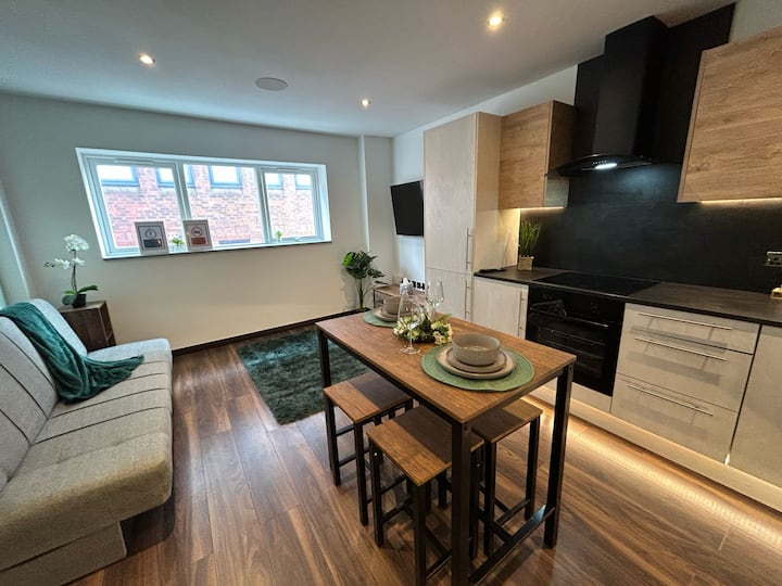Betto! Stunning Apt City Centre Hull Sleeps 4! - Hull