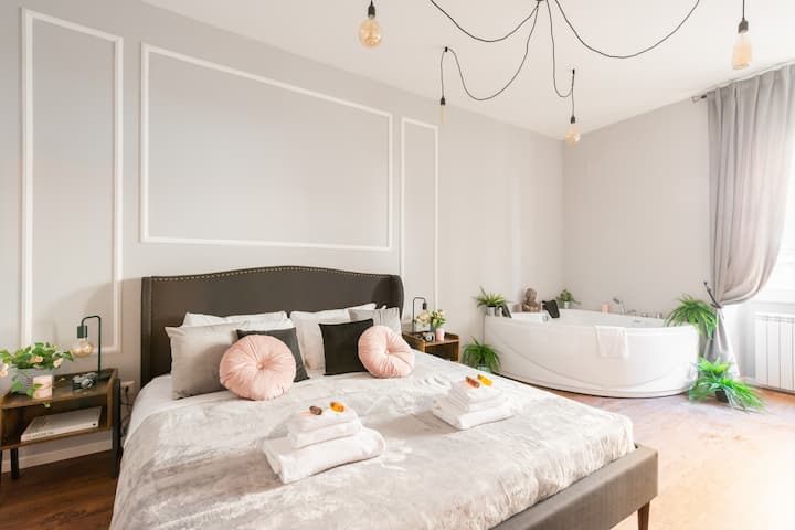 Appartement Avec Jacuzzi Près De La Gare Et Métro - Rome