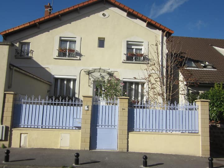 Appartement Dans Maison Pour 6 P - Saint-Maur-des-Fossés