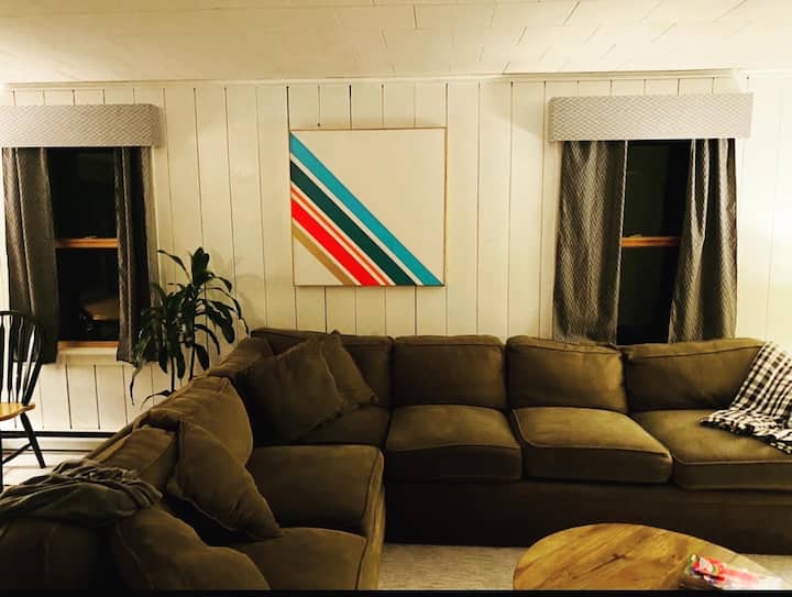 Cozy Sebago Lake Guesthouse - Sebago, ME