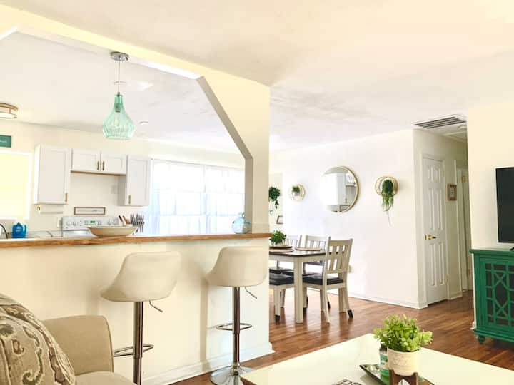 Cozy Rental Beach Prime Location - Chesapeake, VA