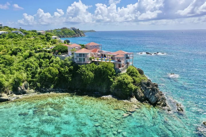 Ocean Pointe Caribe: An Exquisite Beachfront Villa - Saint Thomas