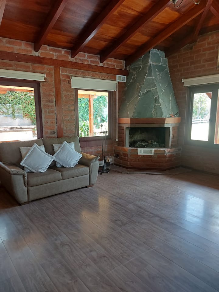 Casa En El Corazón Del Campo - Cevallos