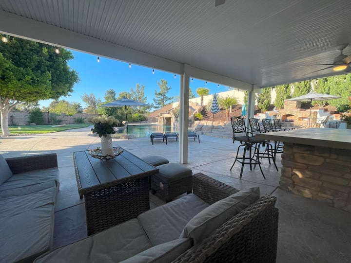 Resort-style Luxury Escape With Pool & Jacuzzi - Temecula