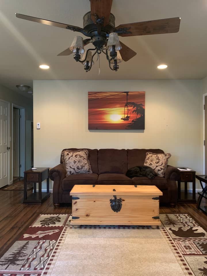 Tahoe Bear Den - South Lake Tahoe, CA