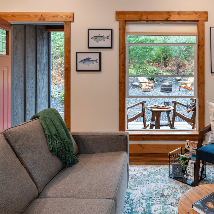Camper's Cabin @ Backwoods Cabins - Carson, WA
