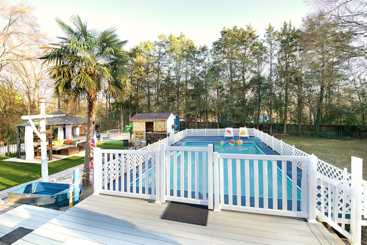 Lavish 3br Chic | Nest + Pool & Hot Tub Near Clt - Zephyr, Charlotte