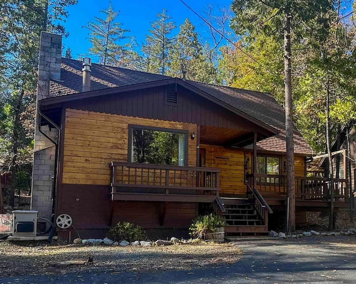 Downtown Twain Harte Sierra Serenity - Twain Harte, CA