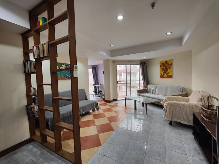 Spacious 1 Bed @ Jomtien Beach - Jomtien