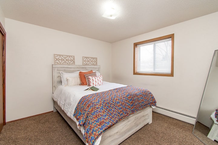 Retro 1-bedroom Apt In So Fargo - 파고