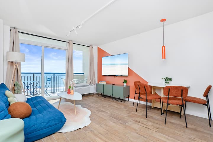 New! Oceanfront Designer 1br | Boardwalk | Pools - Myrtle Beach, SC
