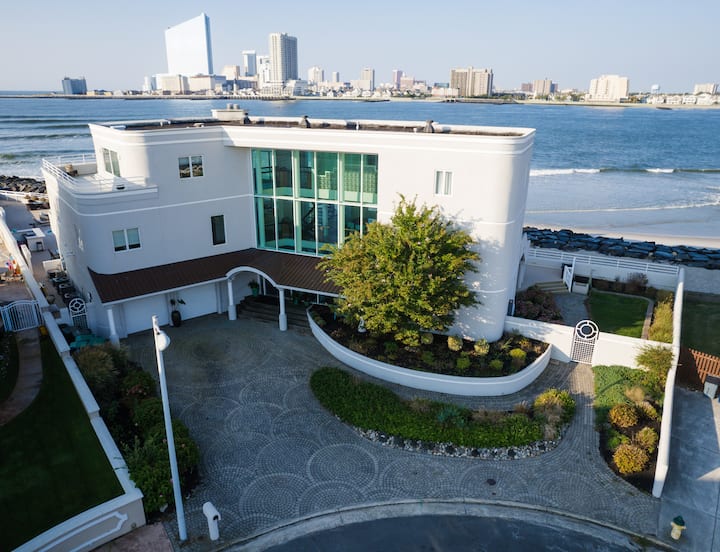 8 Bedroom Villa On The Beach - Brigantine, NJ
