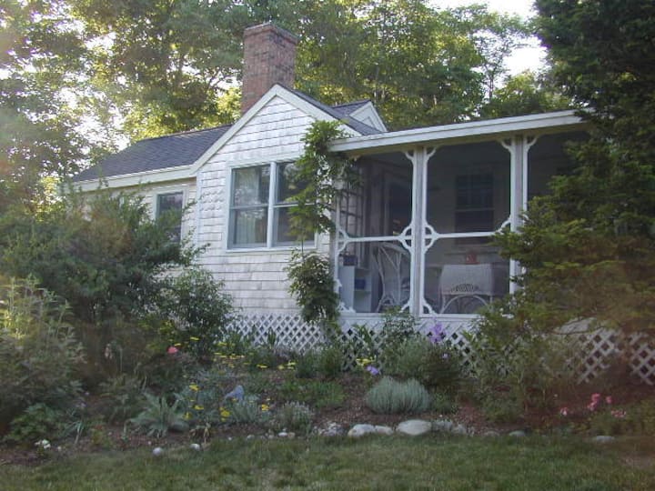 2 Bdrm Cottage 10min Walk To Dyer Pond - Wellfleet, MA