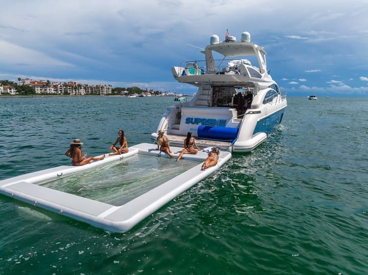 Miami Flybridge 60 Yacht - Miami Beach, FL