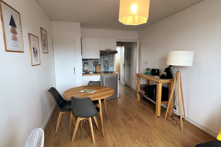 Beau Studio Au Cœur Des Minimes - La Rochelle