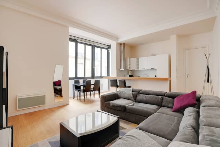 Cosy Triangle D'or Montaigne - Paris