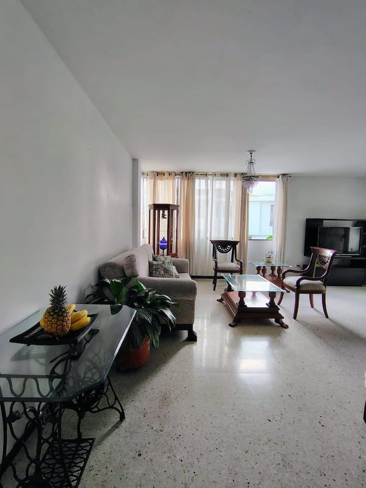 Apartamento Con Gran Ubicación - Palmira