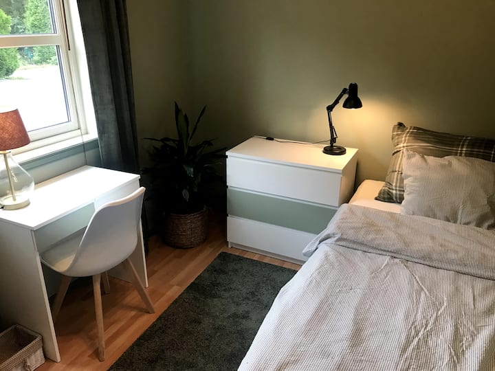 Koselig Rom Med Gratis Parkering - Bergen, Noruega