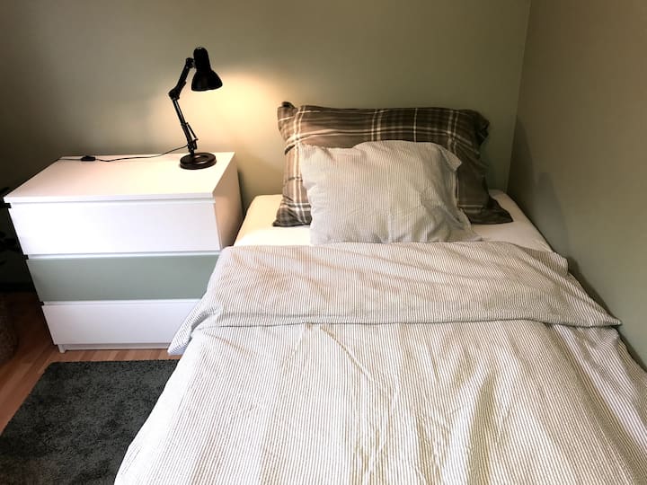 Koselig Rom Med Gratis Parkering I Bergen - Bergen