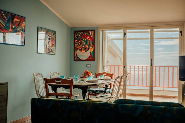 Attico Vista Mare Con Terrazza - Gioiosa Ionica