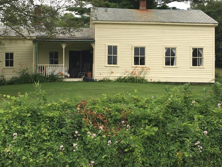 A.m. Hunter House - Half Moon Pond State Park, Hubbardton