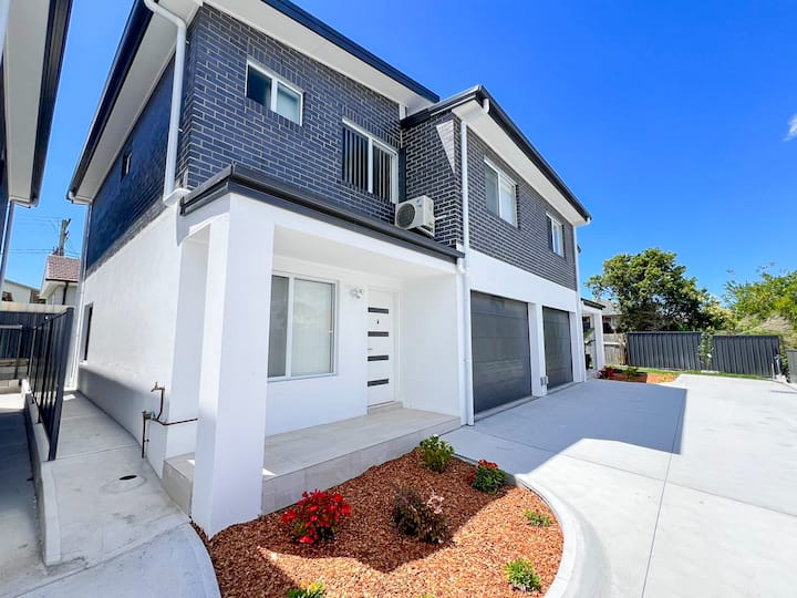 3 Bedroom Deluxe In Jesmond - 마이틀랜드