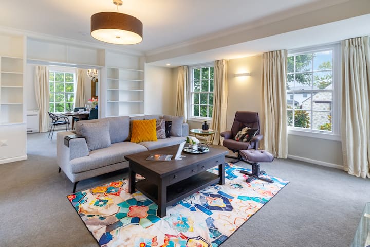 Fendalton Comfort Stylish And Convenient W Carpark - Christchurch