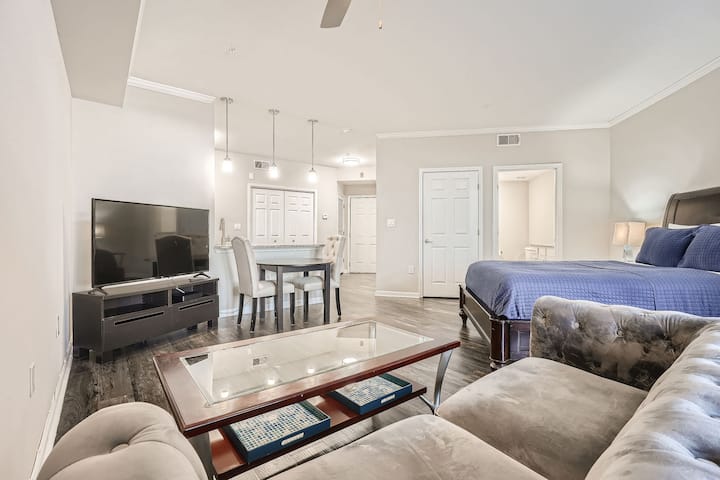 Midtown Gem By The Fox - Atlanta, GA