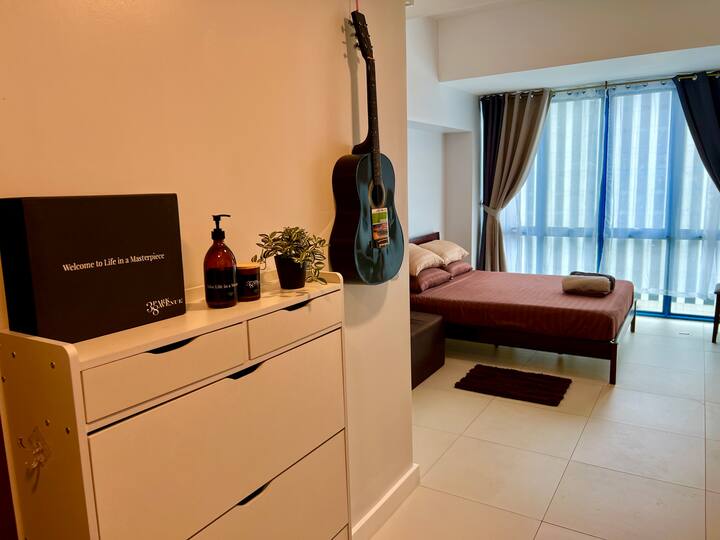 Luxe City View Studio In It Park - Lahug