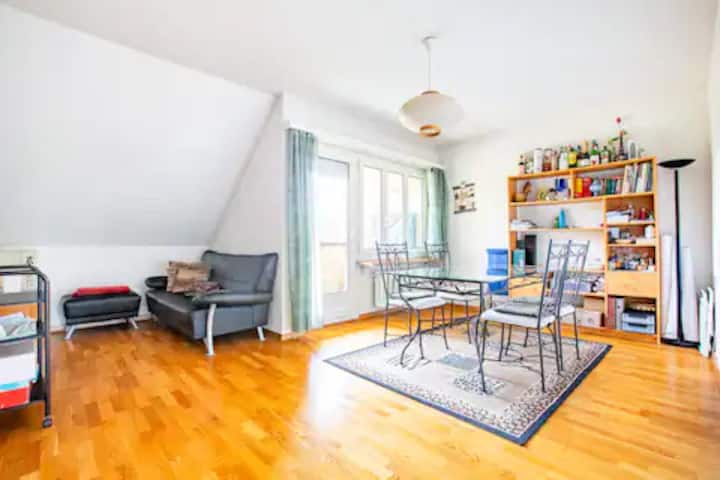 Nice Flat 10min To Town Center, 20min To Airport - Zürich