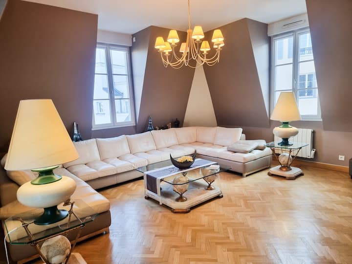 Luxury 3 Bedroom Apartment In The City Center - Le Plessis-Robinson