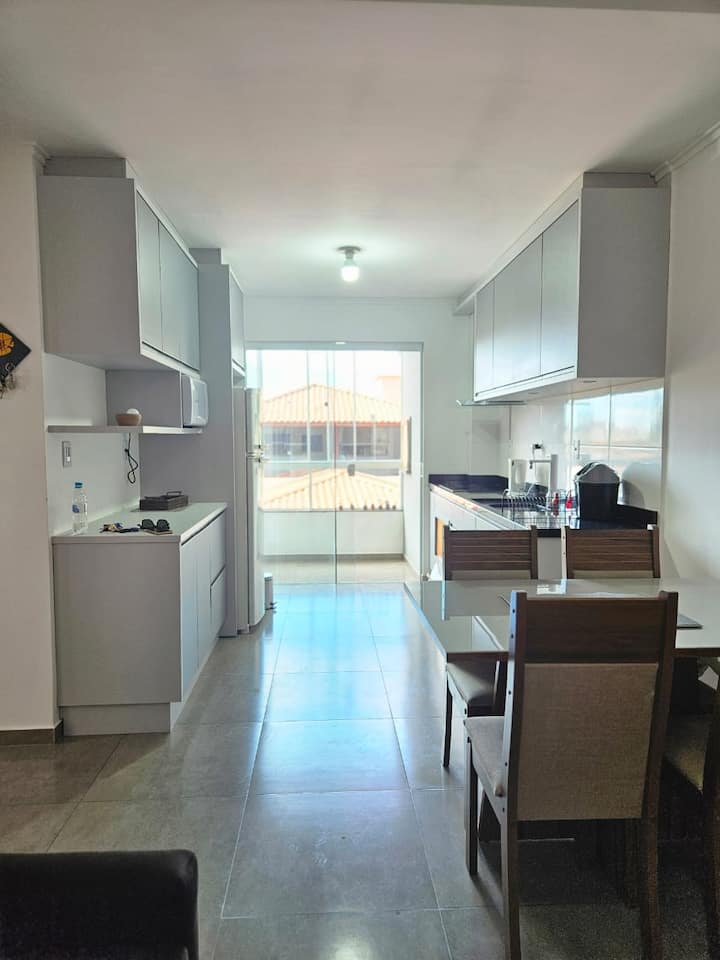 Apto Próximo Ao Aeroporto E Praia Do Campeche - Florianópolis