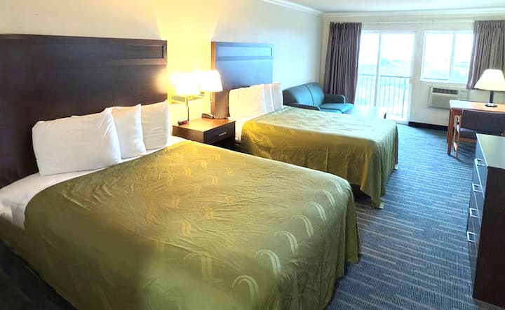 Luxury 2 Queen Suite Oversized With Ocean View - Ocean Shores, WA