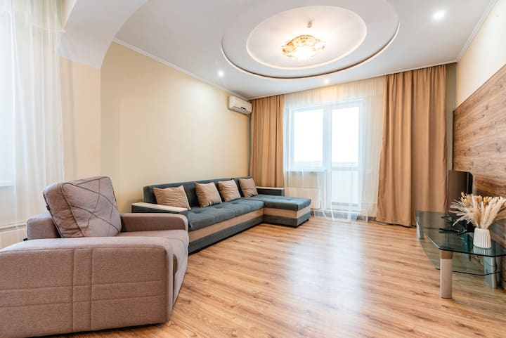 Spacious Apartment In Minimalist Style - Kazajistán