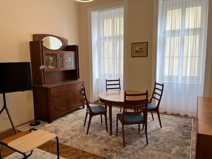 Wohnung In Neubau - Wien